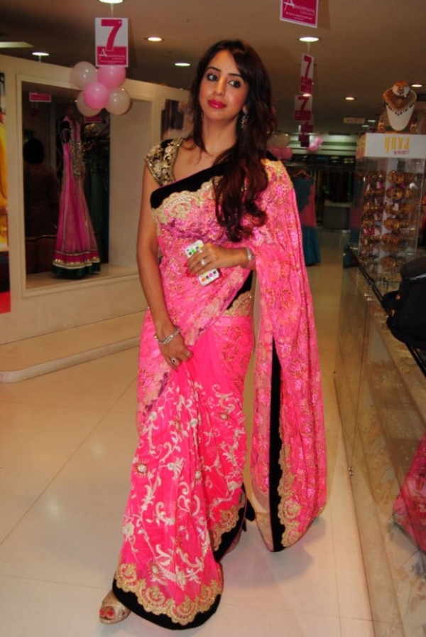 Neerus Elite 7th Anniversary Celebrations Photos - FilmiBeat