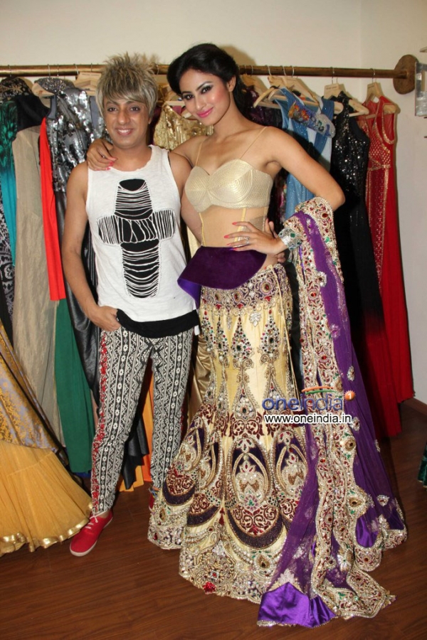Rohit Verma launches his new festive collection Photos - FilmiBeat