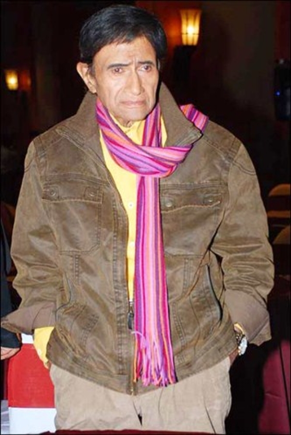 Remembering Dev Anand on his 85th Birthday Photos - FilmiBeat