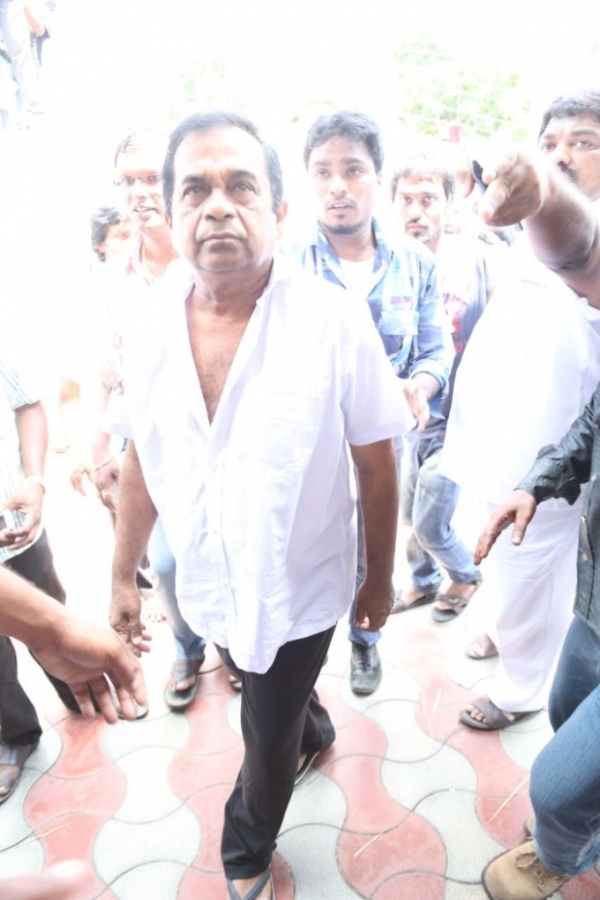 Telugu Actor Srihari Death Condolence Meet Photos - FilmiBeat