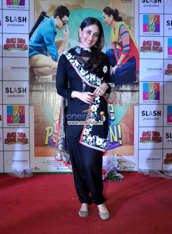 Imran Khan and Kareena Kapoor promotes Gori Tere Pyaar Mein at R City ...