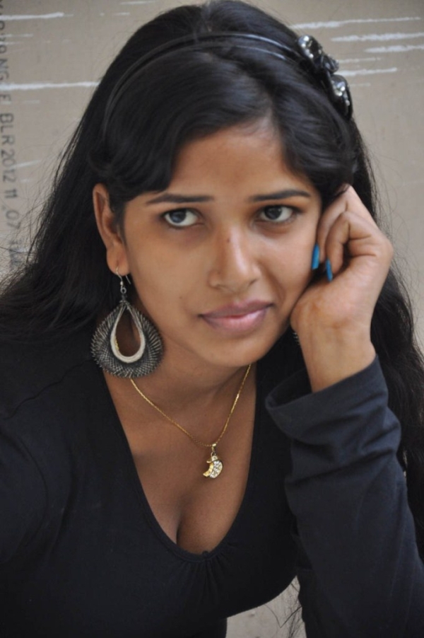 Rushi Photos: Latest HD Images, Pictures, Stills & Pics - FilmiBeat