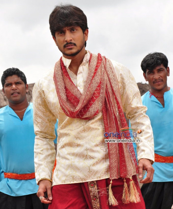 Advaitha Photos: HD Images, Pictures, Stills, First Look Posters of ...