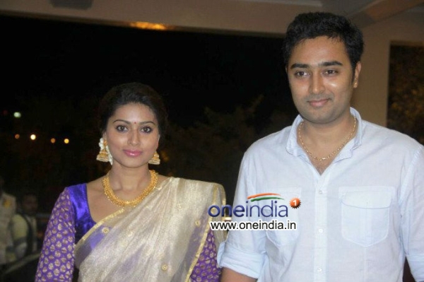 Director Lakshmi Ramakrishnan Daughter Shraddha Ashwin Raghav Reception ...