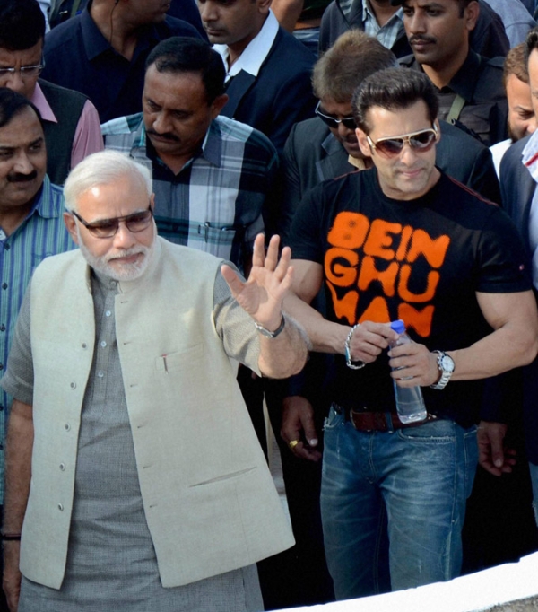 Salman Khan joins Narendra Modi for kite flying festival Photos - FilmiBeat