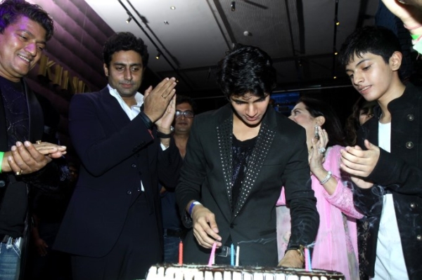 Avitesh Shrivastava's 18th Birthday Bash Photos - FilmiBeat