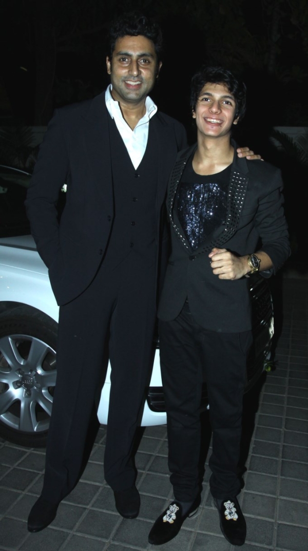 Avitesh Shrivastava's 18th Birthday Bash Photos - FilmiBeat