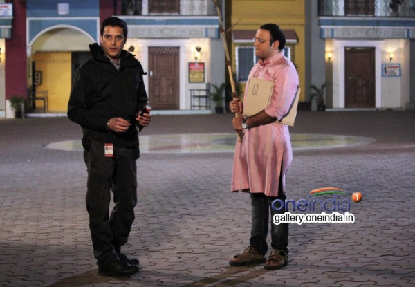 Jimmy Shergill promote Darr @ The Mall on Taarak Mehta Ka Ooltah ...