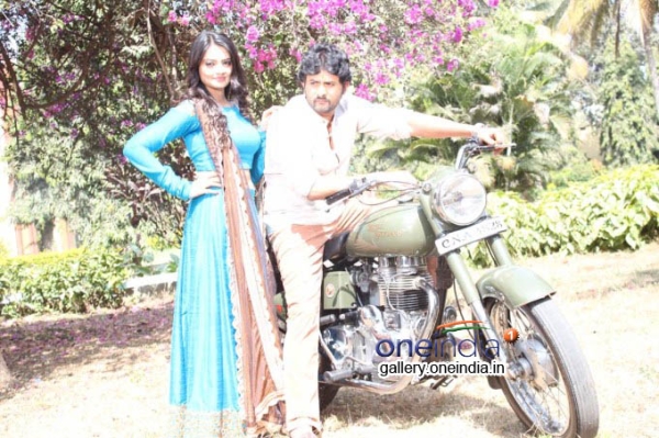 Geethanjali Photos: HD Images, Pictures, Stills, First Look Posters of ...