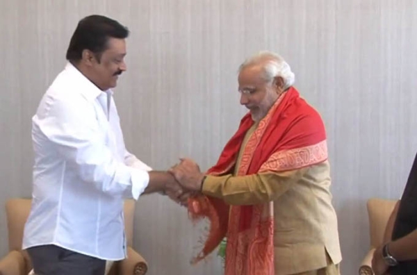 Suresh Gopi meets Narendra Modi Photos - FilmiBeat