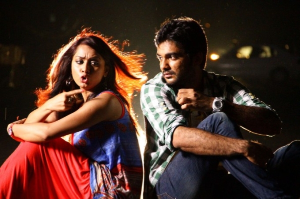 3 Idiots Photos: HD Images, Pictures, Stills, First Look Posters of 3 ...