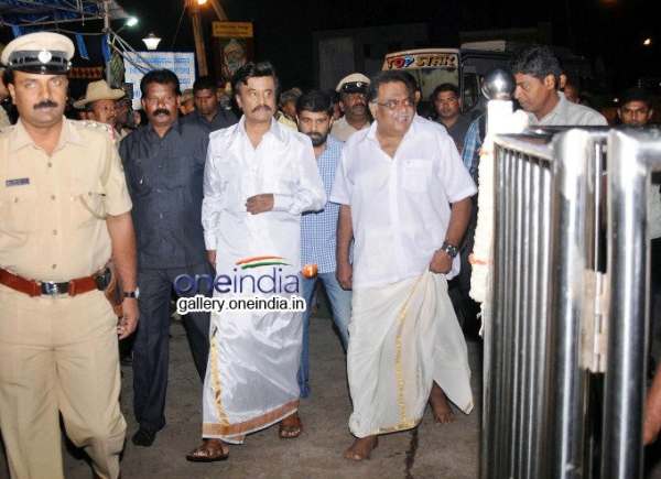 Super Star Rajinikanth at Lingaa Movie Pooja Stills Photos - FilmiBeat