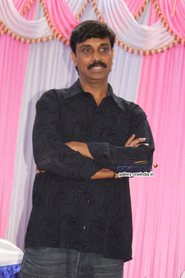 Golden Star Ganesh - Buguri Film Launch Photos - FilmiBeat