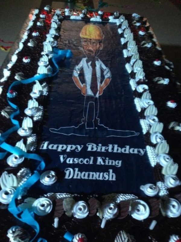 Dhanush Birthday Party 2014 Photos - FilmiBeat