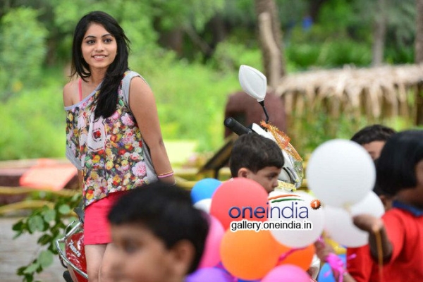 Panchadara Pachimirchi Photos: HD Images, Pictures, Stills, First Look ...