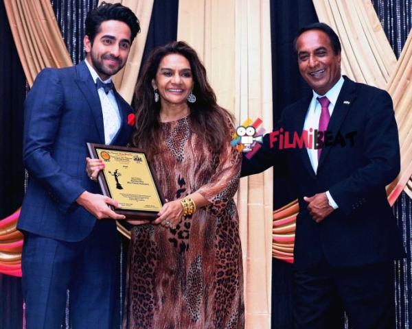 Barkha Roy Donated 10,000 USD Which She Got At San Fransisco Global ...