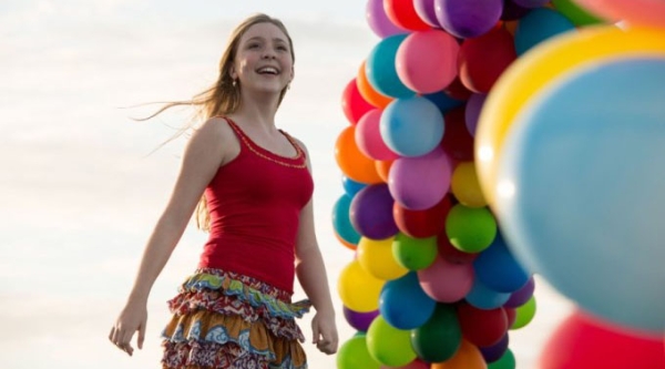 Dolphin Tale 2 Photos: HD Images, Pictures, Stills, First Look Posters ...