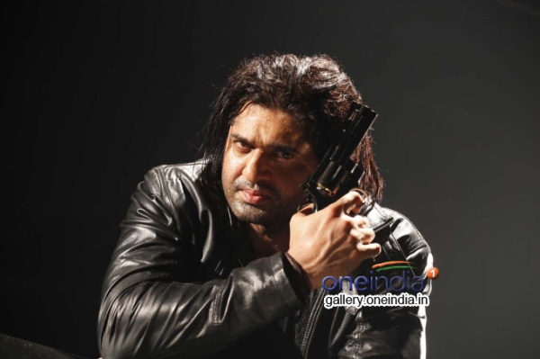 Master Mind Photos: HD Images, Pictures, Stills, First Look Posters of ...