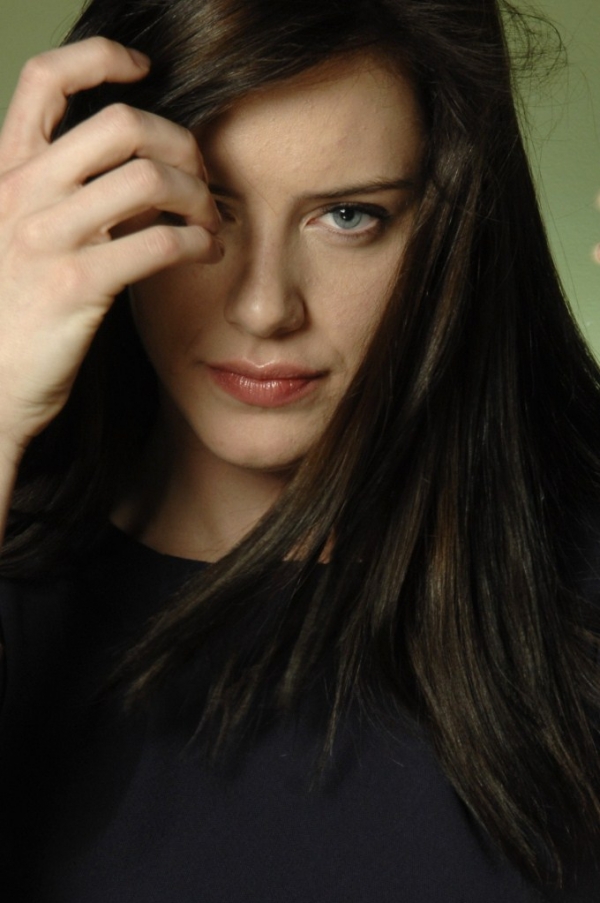 Michelle Ryan Photos: Latest HD Images, Pictures, Stills & Pics - FilmiBeat