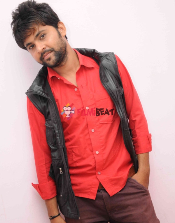 Love In Hubli Junction Photos: HD Images, Pictures, Stills, First Look ...