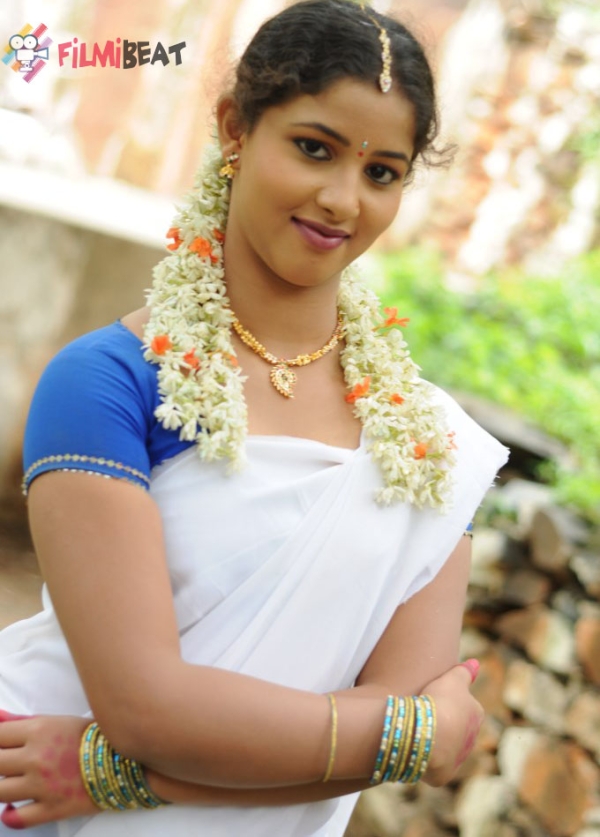 Maya Mahal Photos: HD Images, Pictures, Stills, First Look Posters of ...