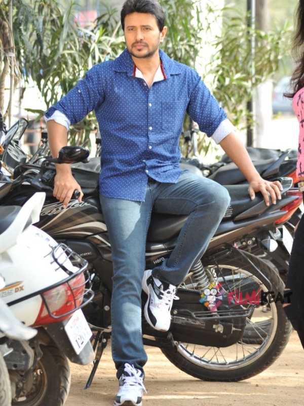 Namaste Photos: HD Images, Pictures, Stills, First Look Posters of ...