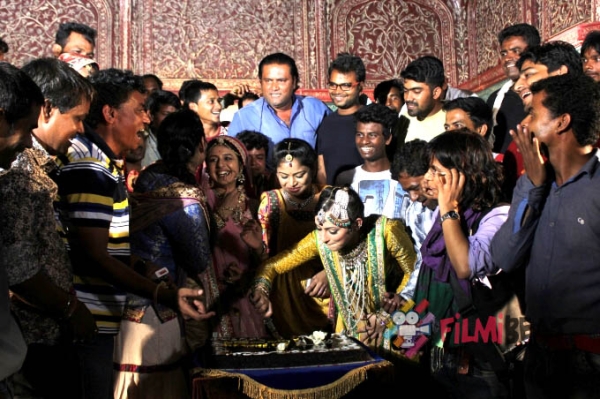 ZEE TV's Jodha Akbar Completes 350 Episodes Photos - FilmiBeat
