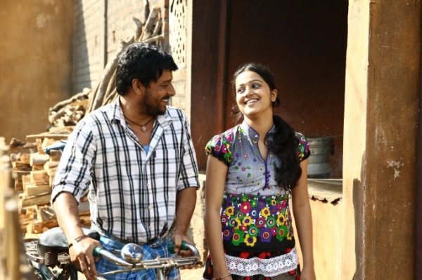 Kaadu Photos: HD Images, Pictures, Stills, First Look Posters of Kaadu ...