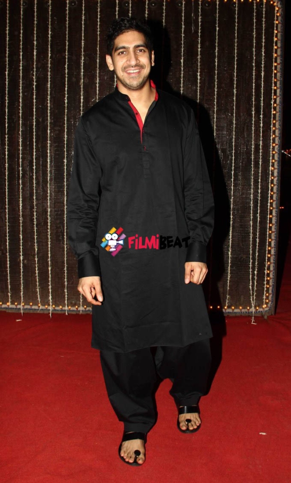 Bappi Lahiri Marriage Anniversary Photos - FilmiBeat