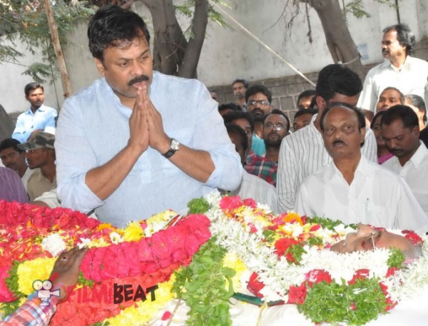 Celebs Pay Homage To V. B. Rajendra Prasad Photos - FilmiBeat