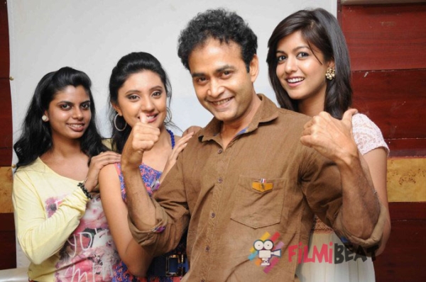 Raja Rajendra Film Press Conference Photos - FilmiBeat