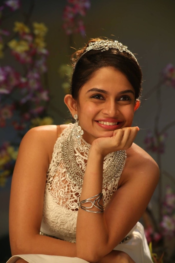 Sheena Shahabadi In Tere Sang