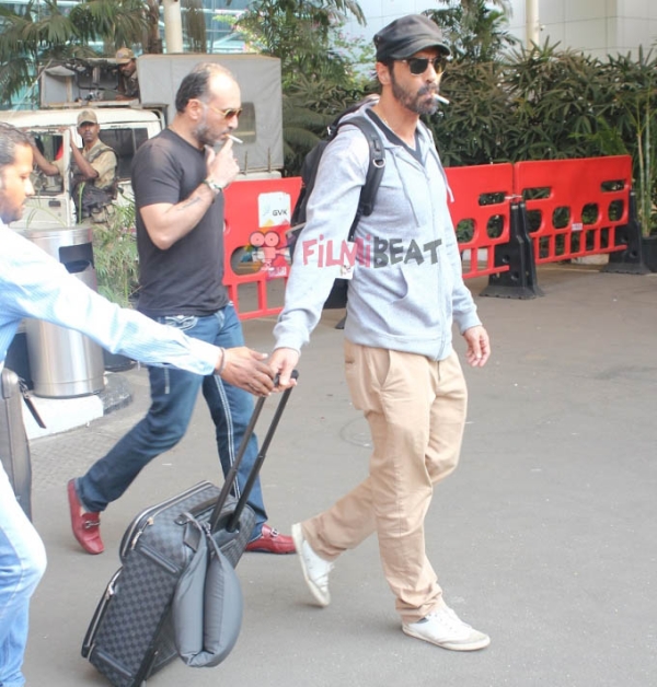 Ileana D'Cruz, Arjun Rampal & Lisa Haydon Snapped At Airport Photos ...