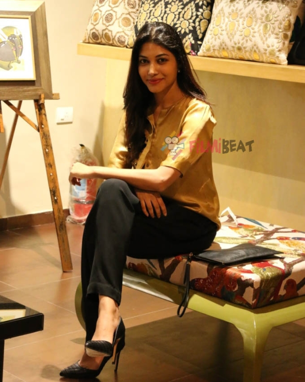 Harsh Gupta's SS15 Collection Preview Photos - FilmiBeat