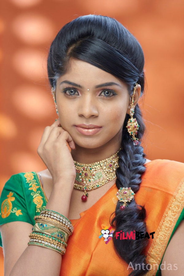 Divya (Tamil Actress) Photos: Latest HD Images, Pictures, Stills & Pics ...