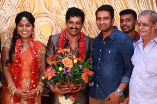 Actor Vidharth And Gayathri Devi Wedding Reception Photos - FilmiBeat