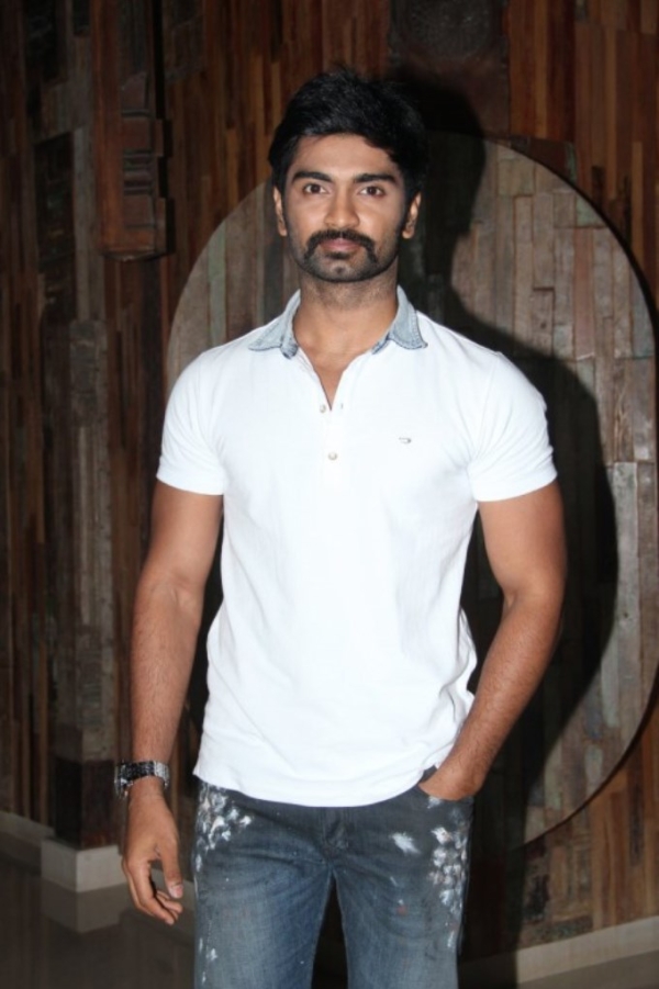 Atharvaa Photos: Latest HD Images, Pictures, Stills & Pics - FilmiBeat