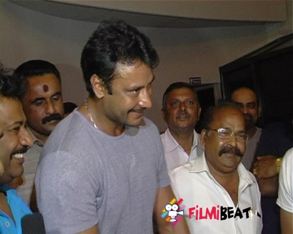 Darshan Watched Ganapa Movie With Ganapa Team Photos - FilmiBeat