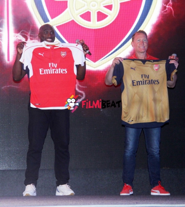 Puma Launch 2015-16 Arsenal Home Kit Photos - FilmiBeat
