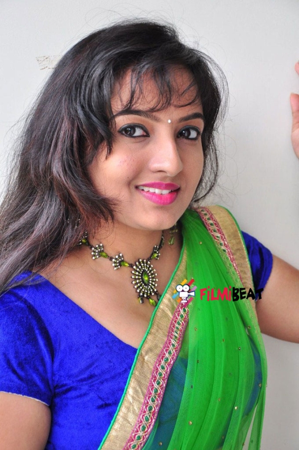 Roshini Photos: Latest HD Images, Pictures, Stills & Pics - FilmiBeat