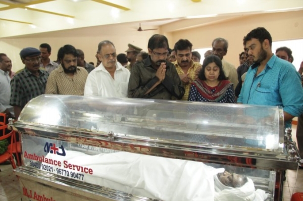 Veteran Producer Ibrahim Ravuthar Passes Away Photos - FilmiBeat