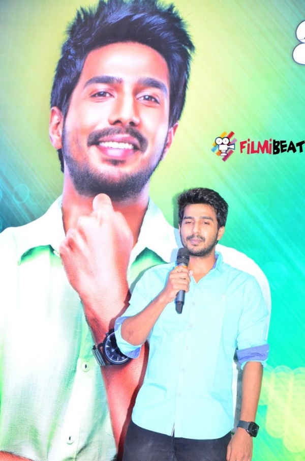 Actor Vishnu Vishal Birthday Celebration 2015 Photos - FilmiBeat