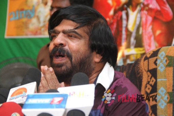 T. Rajendar At Vaalu Press Meet Photos - FilmiBeat