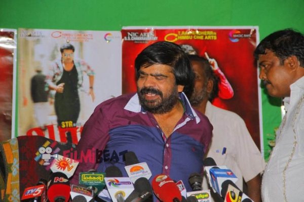 T. Rajendar At Vaalu Press Meet Photos - FilmiBeat