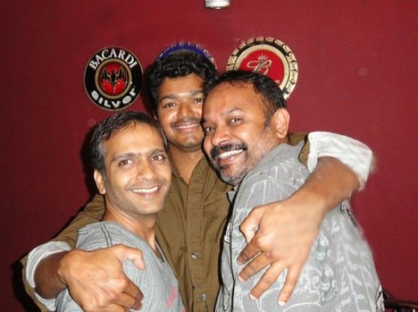Actor Vijay Spotted Drunk at Premji Amaren's Birthday Party Photos ...
