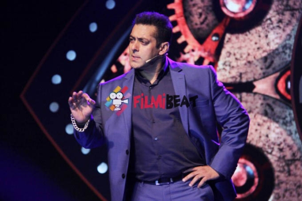 Launch of Bigg Boss season 9 Photos - FilmiBeat