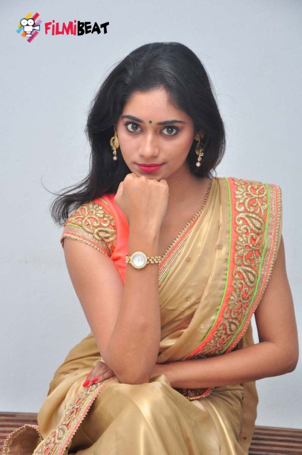 Shruthi Mol Photos: Latest HD Images, Pictures, Stills & Pics - FilmiBeat