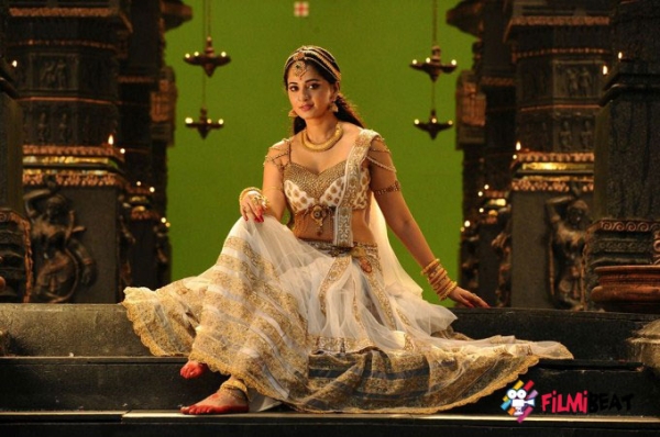 Rudramadevi Photos: HD Images, Pictures, Stills, First Look Posters of ...