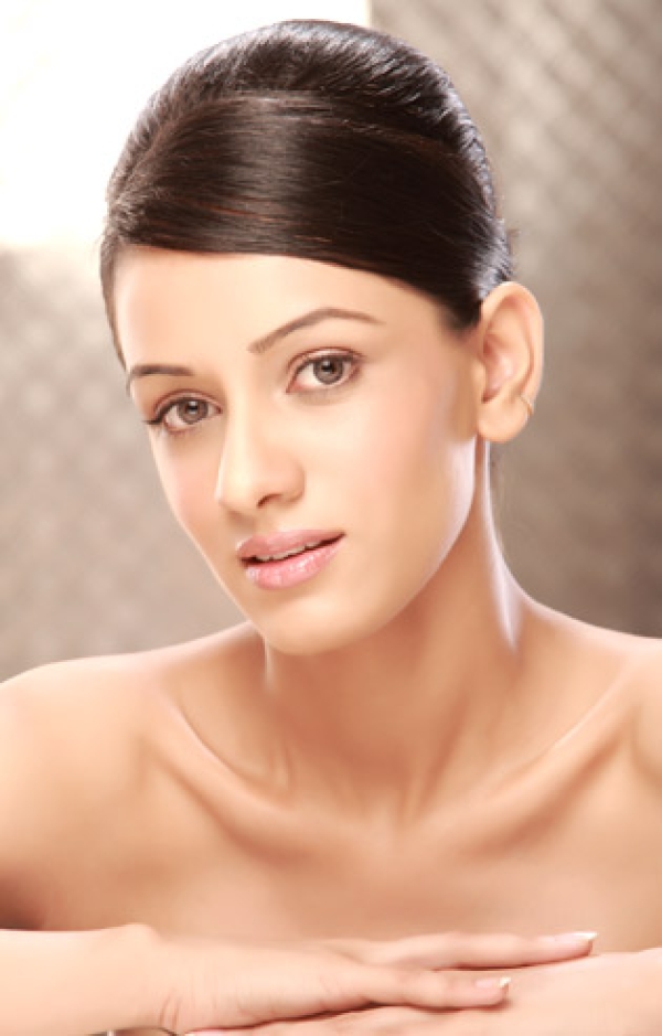 Smriti Khanna Photos Photos [HD]: Latest Images, Pictures, Stills of ...