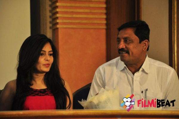 Lajja Movie Press Meet Photos - FilmiBeat